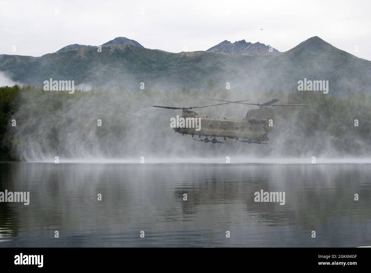 An Alaska Army National Guard CH-47 Chinook, operated by air crew from ...