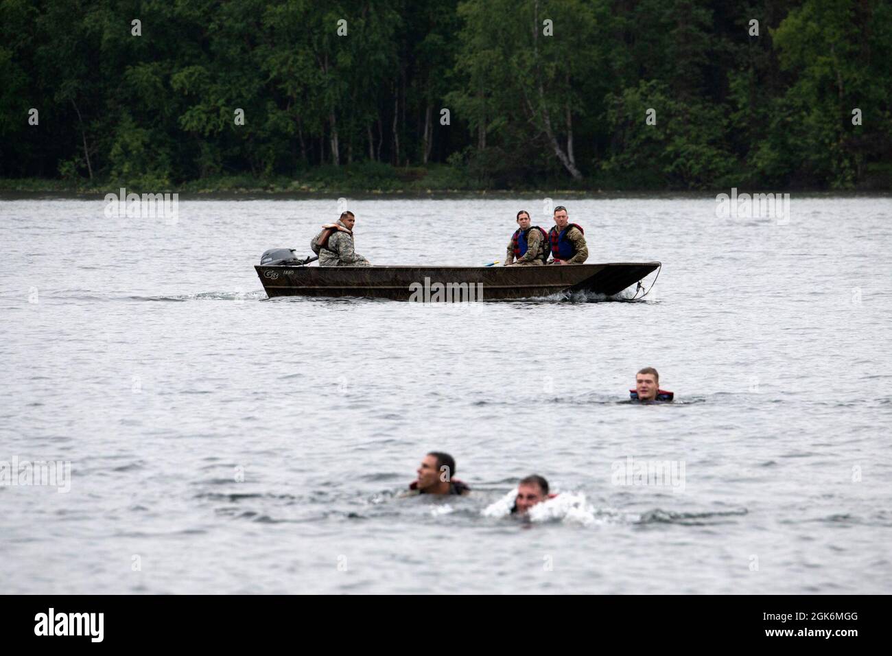 Alaska soldiers from the 6th engineer battalion hi-res stock ...