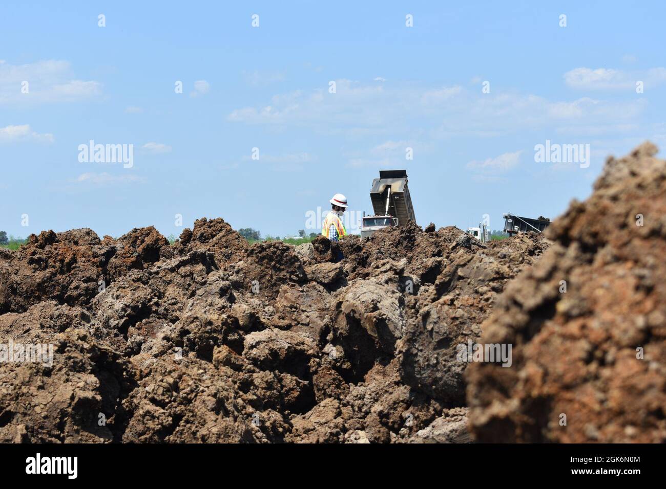 A U.S. Army Corps of Engineers - Memphis District engineer inspects a ...