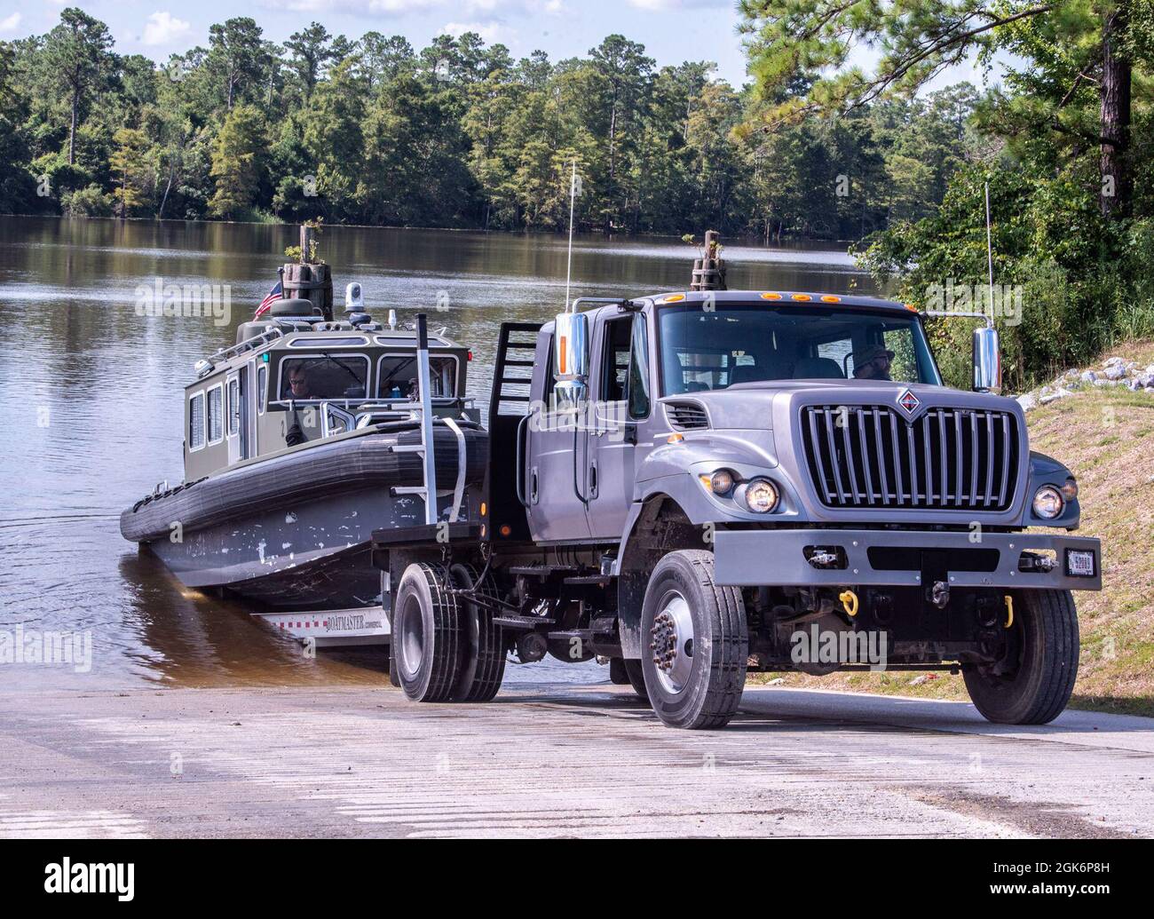 STENNIS SPACE CENTER, Miss. -- NAVSCIATTS instructors and international ...