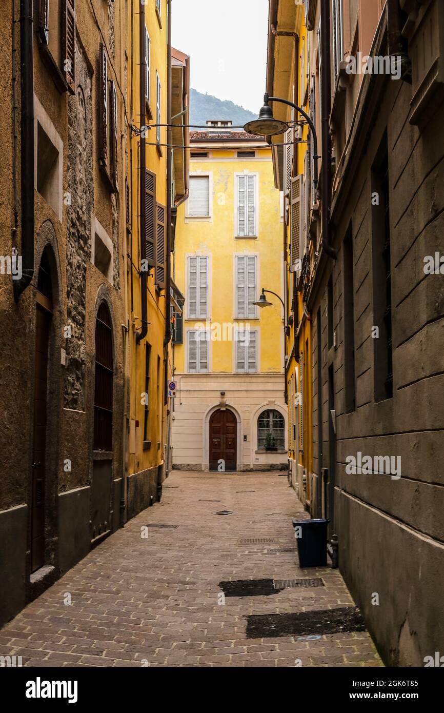 Como buildings hi-res stock photography and images - Alamy