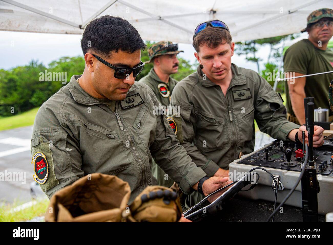 U.S. Marine Corps Sgt. Jose Gonzalez and Sgt. Adam Towle, explosive ...