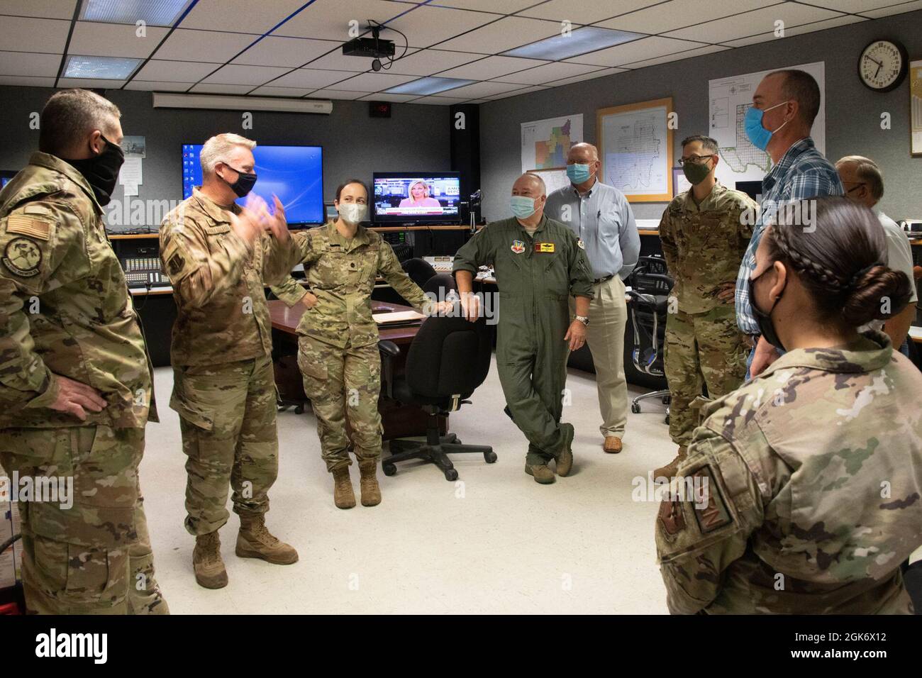 Management leaders hi-res stock photography and images - Alamy