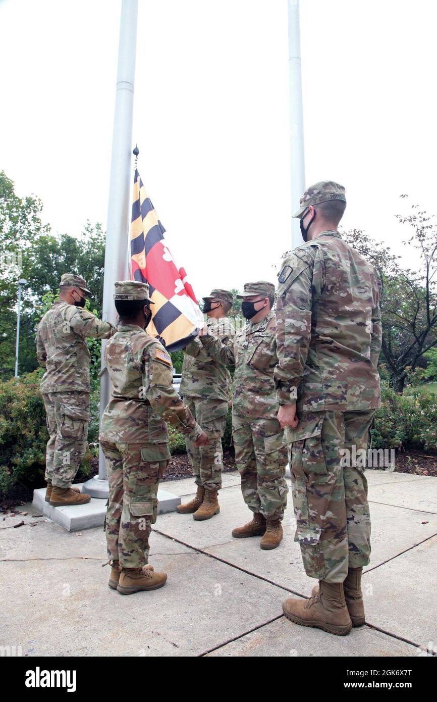 Soldiers from the 21st Signal Brigade at Fort Detrick take part in the ...
