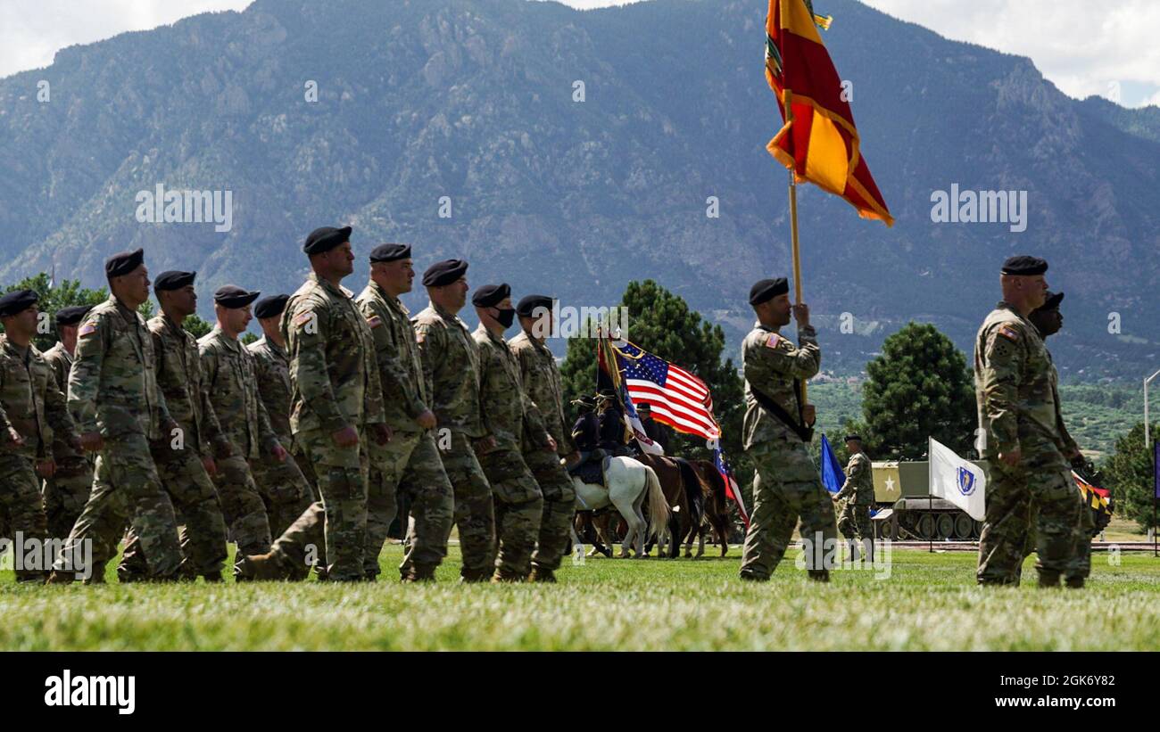 The 4th Infantry Division and Fort Carson Soldiers participate in the ...