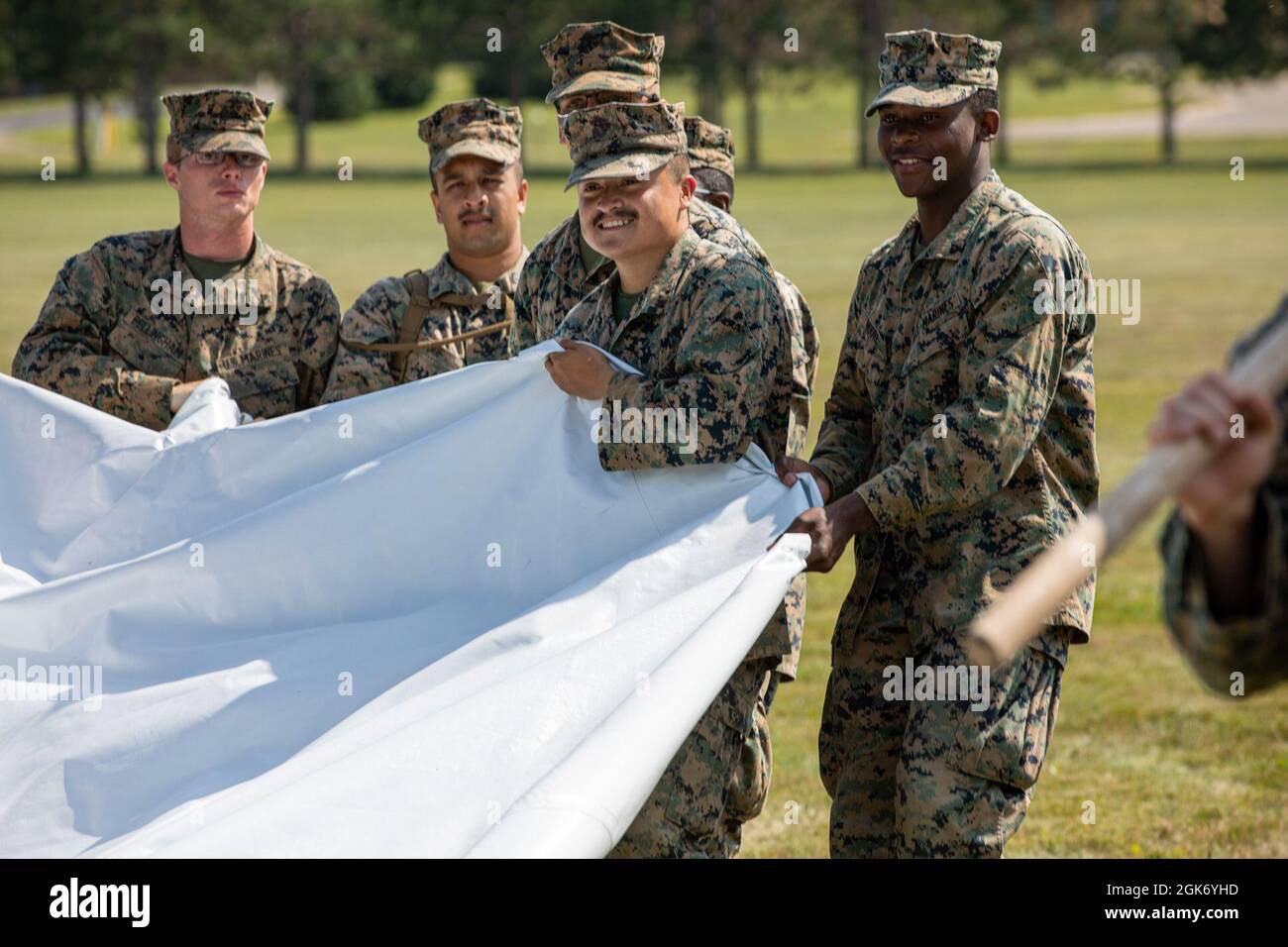U.S. Marines from Marine Wing Support Squadron 471 work together to ...