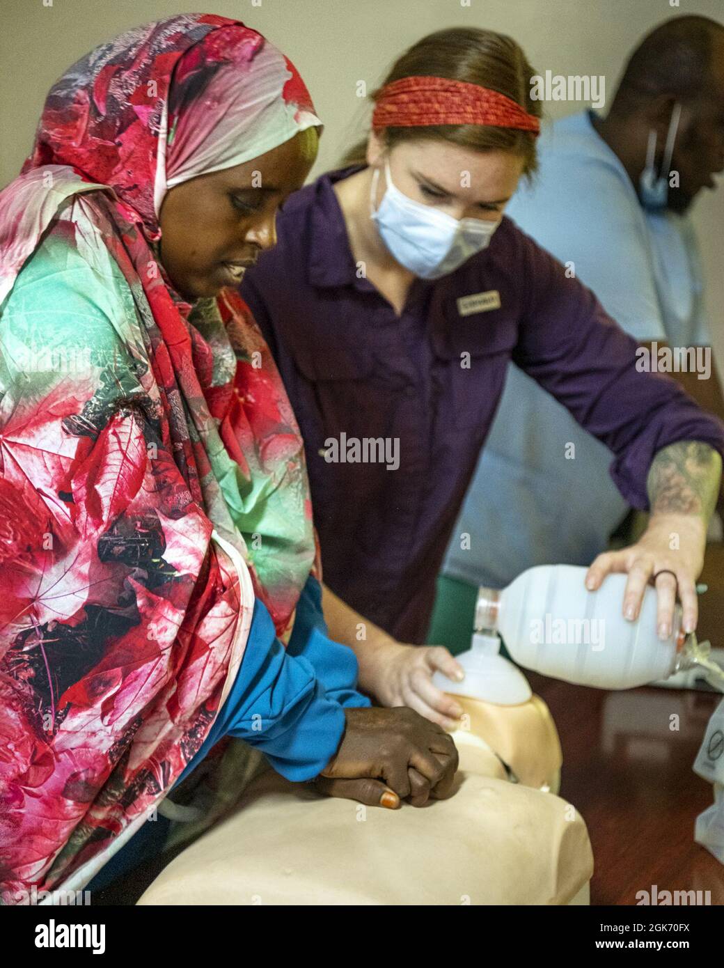 Nurse midwife africa hi-res stock photography and images - Alamy