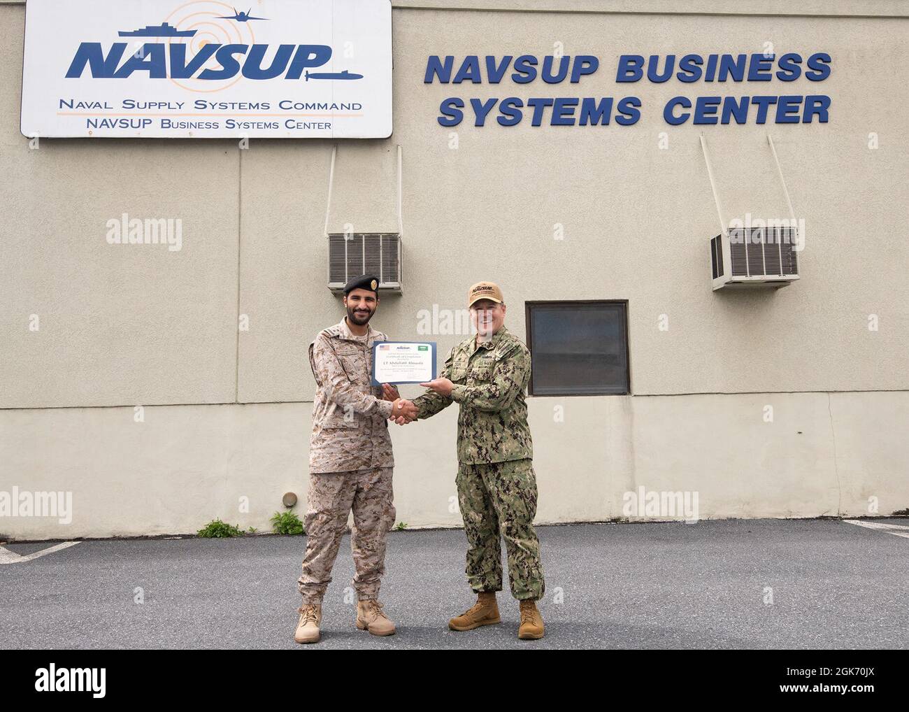 210819-N-FF527-0040 MECHANICSBURG, Pa. ugust 19, 2021) Capt. Gene Cash ...