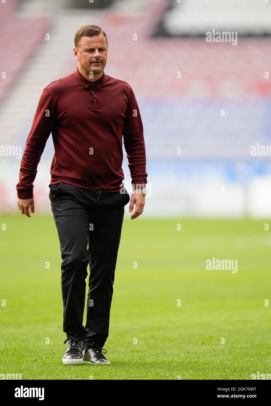 Doncaster rovers manager hi-res stock photography and images - Alamy