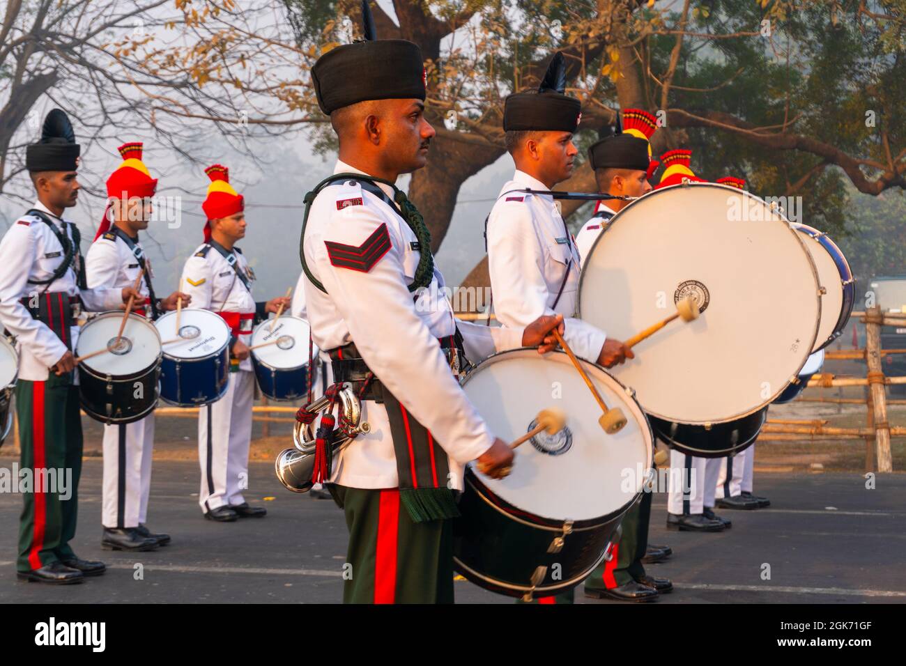 Indian army marching 2018 hi-res stock photography and images - Alamy