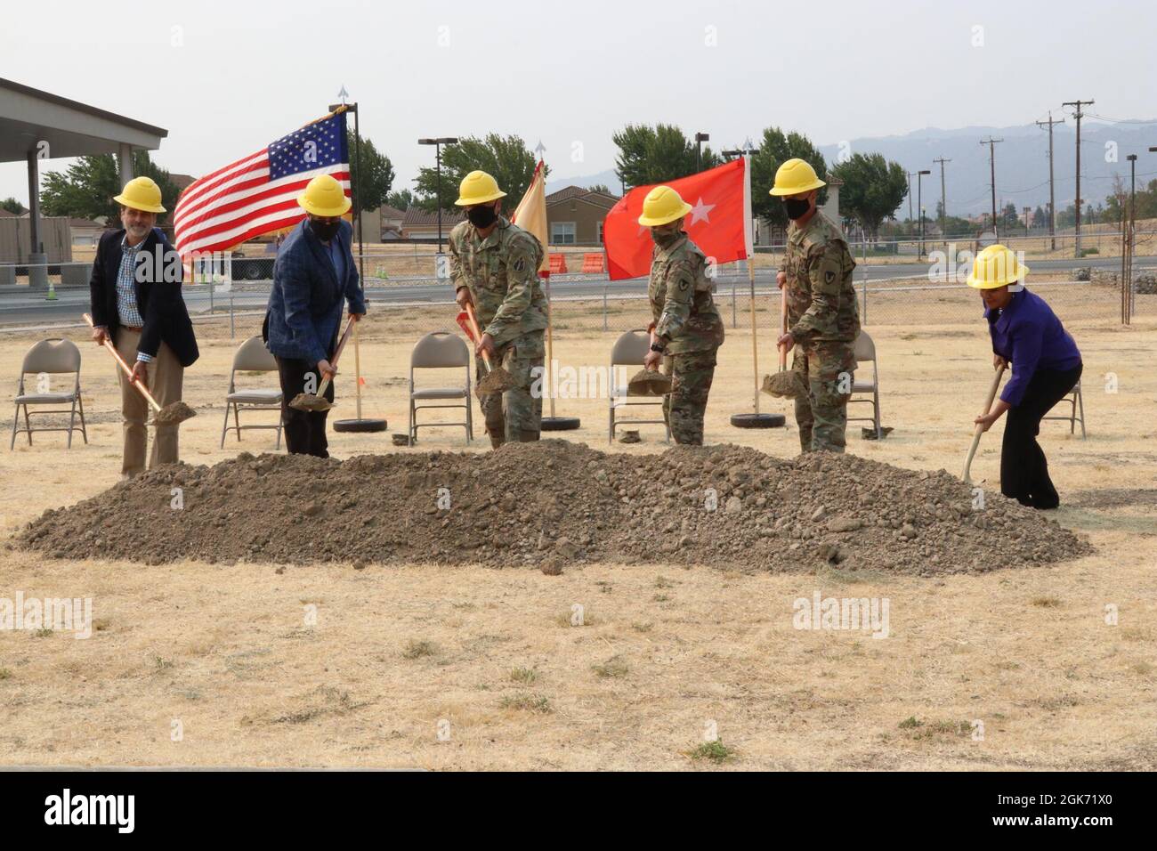 U.S. Army Reserve leadership and community representatives attend the ...