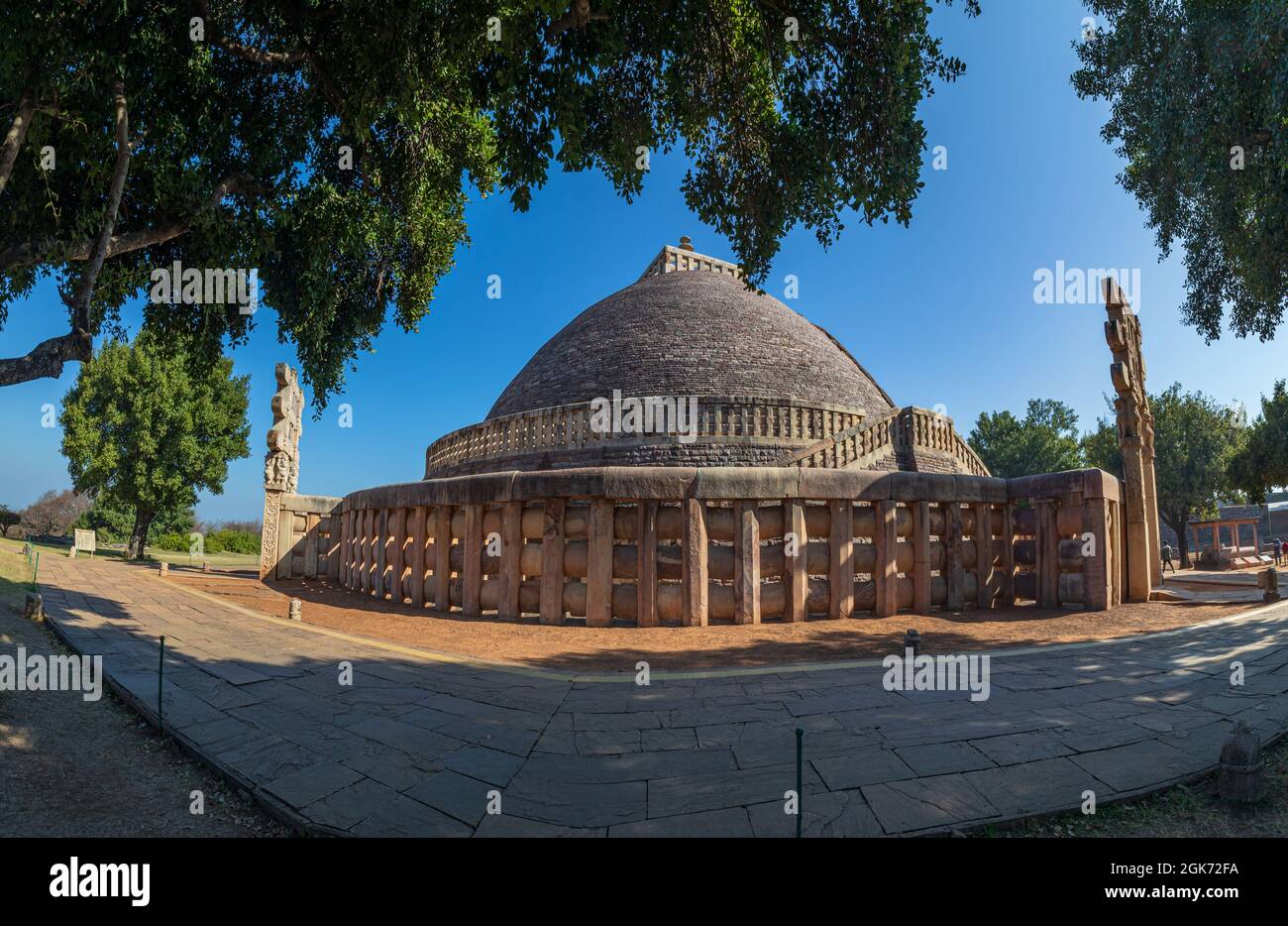 Sanchi is a buddhist complex hi-res stock photography and images - Alamy