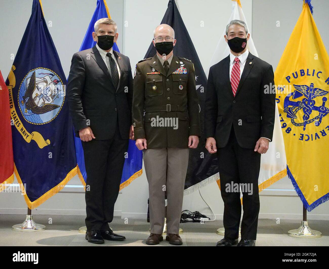 20 AUG DHA Reflagging & Repatching Ceremony #3 Stock Photo - Alamy