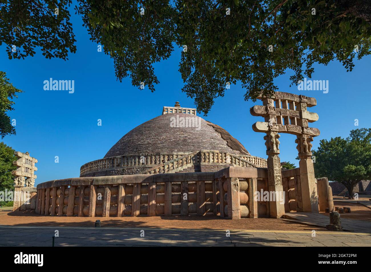 Sanchi Stupa is a Buddhist complex, famous for its Great Stupa, on a ...