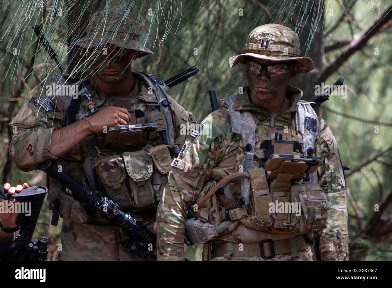 Soldiers assigned to 2nd Battalion, 35th Infantry Regiment, 3rd ...