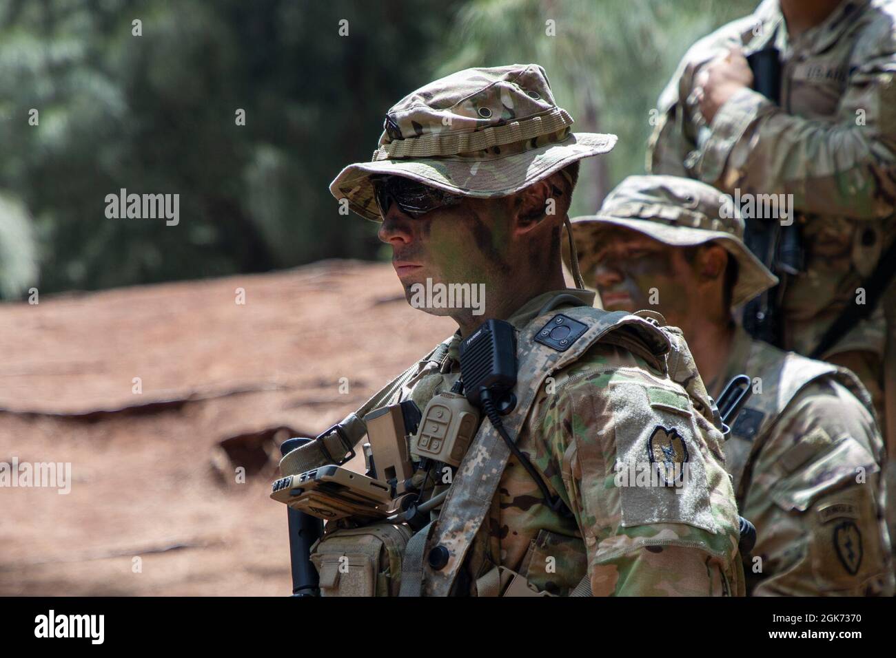 Soldiers assigned to 2nd Battalion, 35th Infantry Regiment, 3rd ...