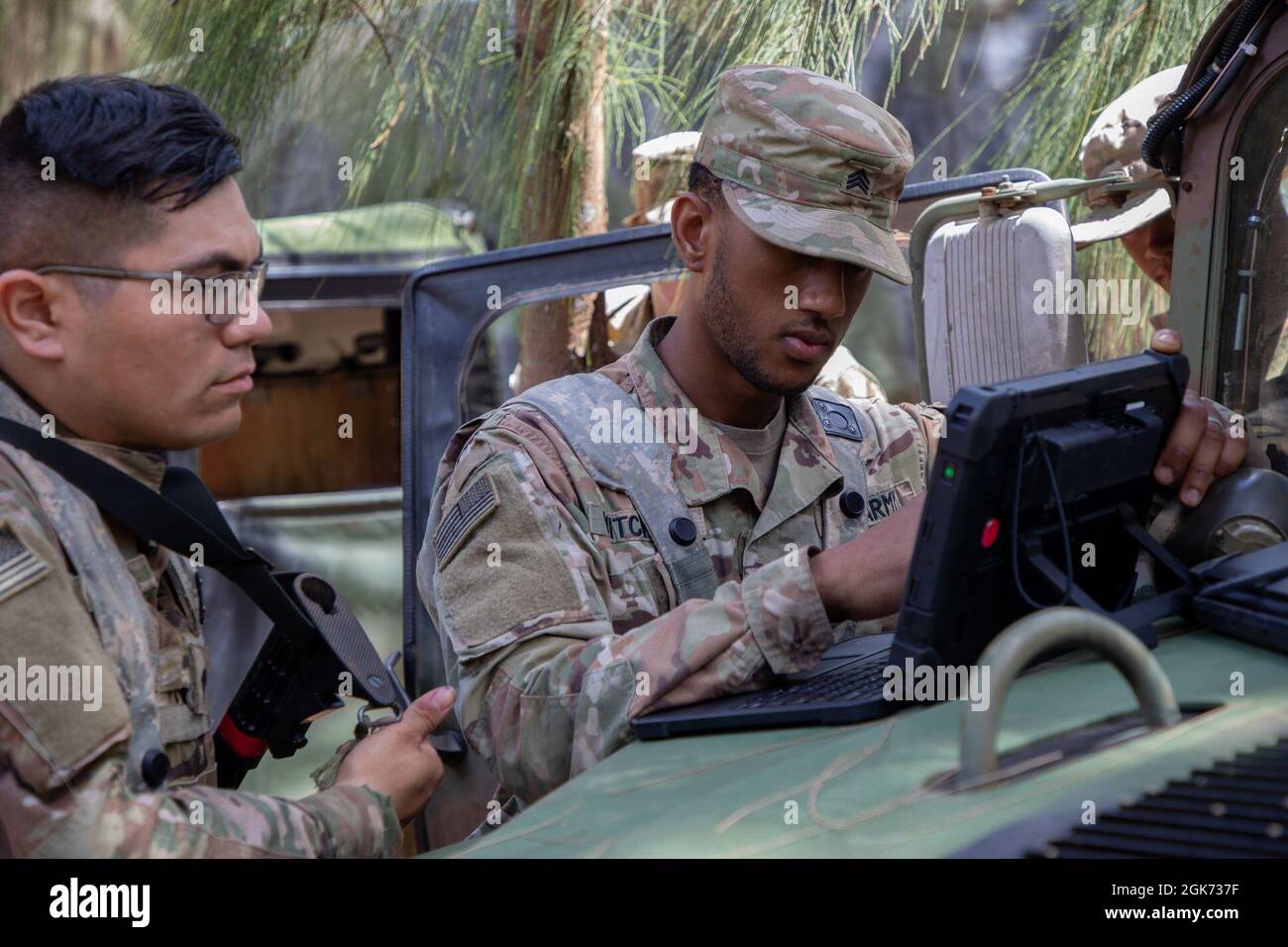 Soldiers assigned to 2nd Battalion, 35th Infantry Regiment, 3rd ...