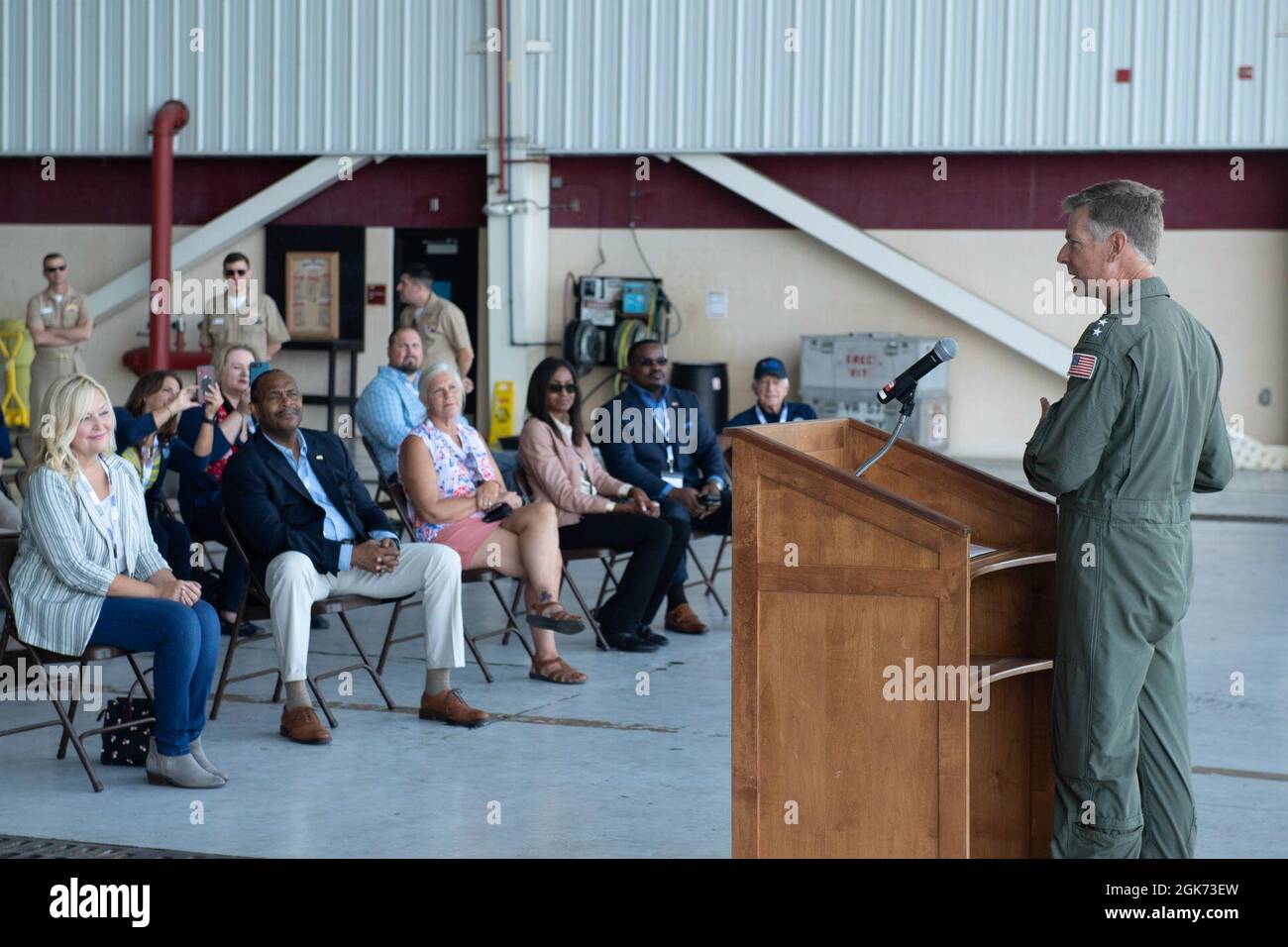 Fleet logistics support squadron vr 57 hi-res stock photography and ...