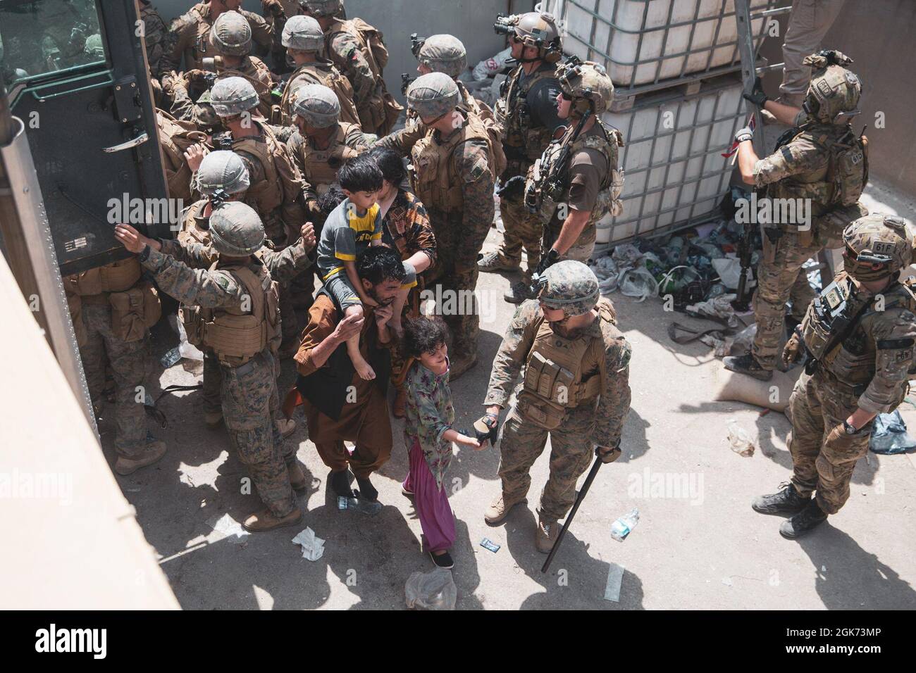 Kabul 2021 checkpoint hi-res stock photography and images - Alamy