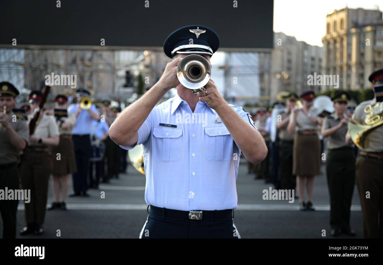 U.S. Air Force Master Sgt. Carl Eitzen, U.S. Air Forces in Europe Band ...