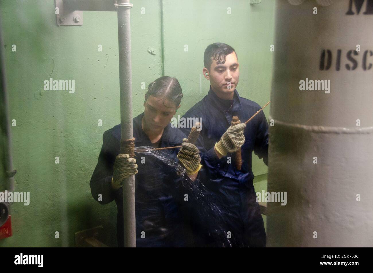 Damage control wet trainer hi-res stock photography and images - Alamy
