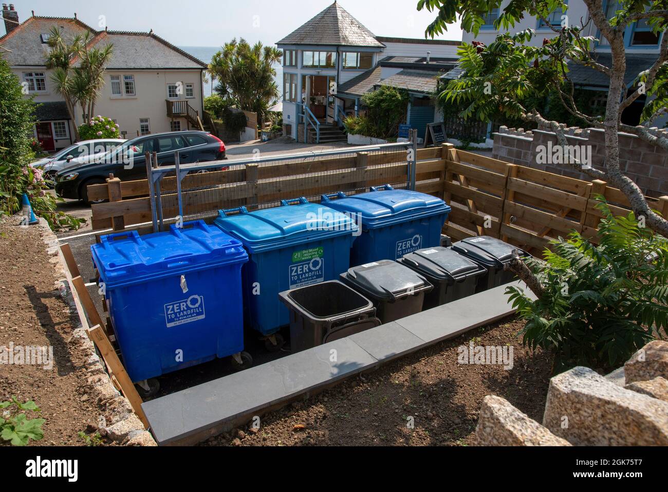 Plastic storage bins hi-res stock photography and images - Alamy
