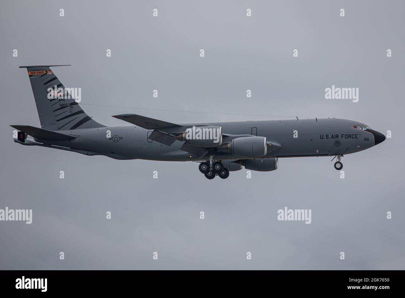 A U.S. Air Force KC-135R Stratotanker piloted by Lt. Col. Bill Crouse ...