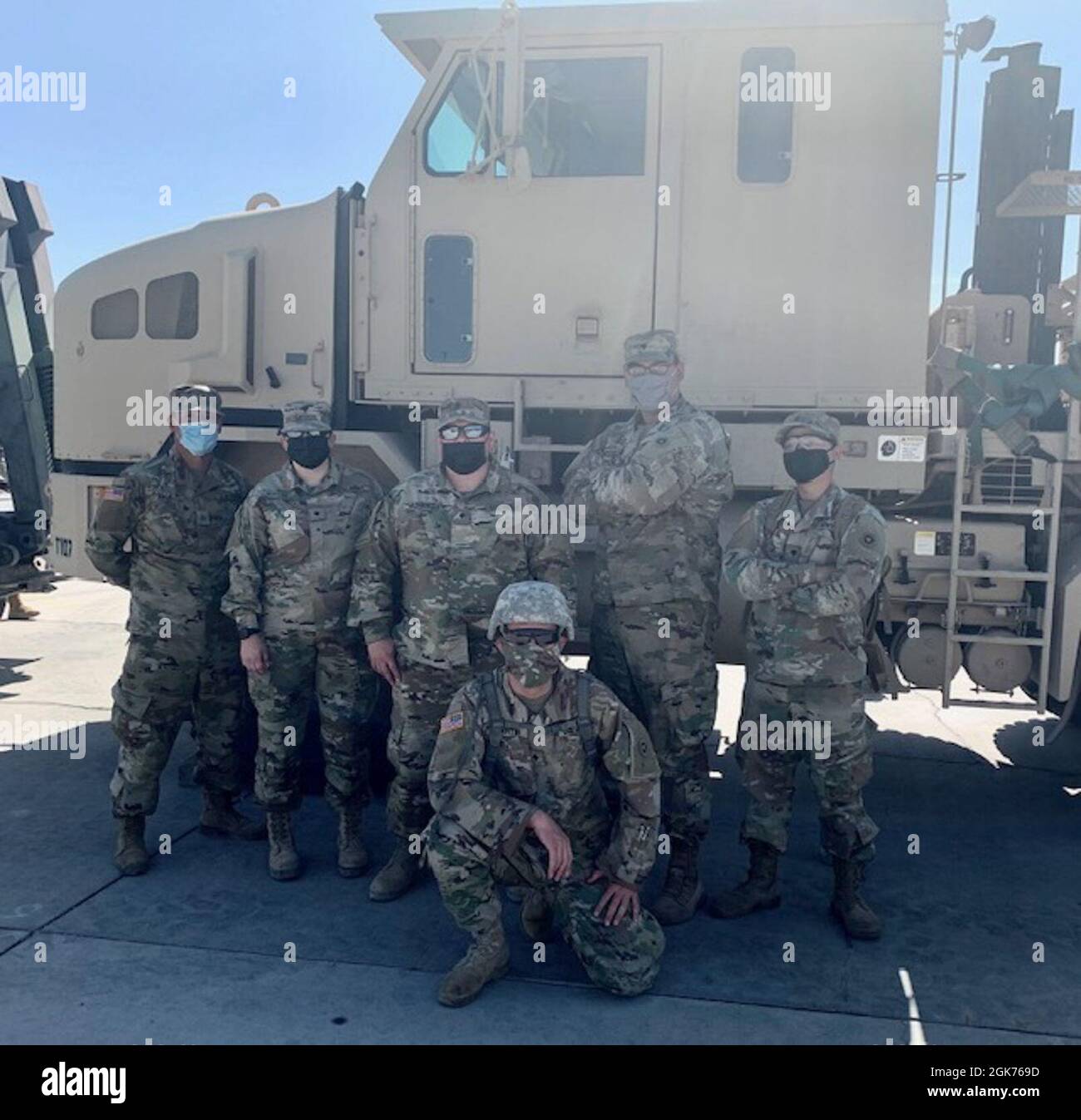 M1070 het hi-res stock photography and images - Alamy