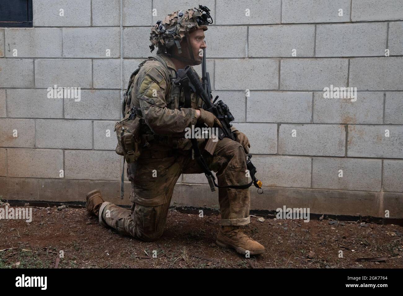 Soldiers assigned to 2nd Battalion, 35th Infantry Regiment, 3rd ...