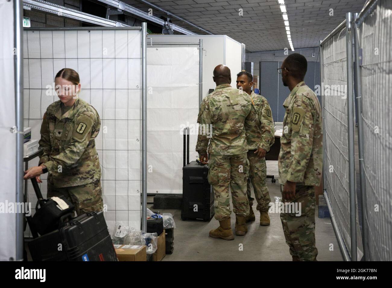 U.S. Army Soldiers from 30th Medical Brigade, 21st Theater Sustainment ...
