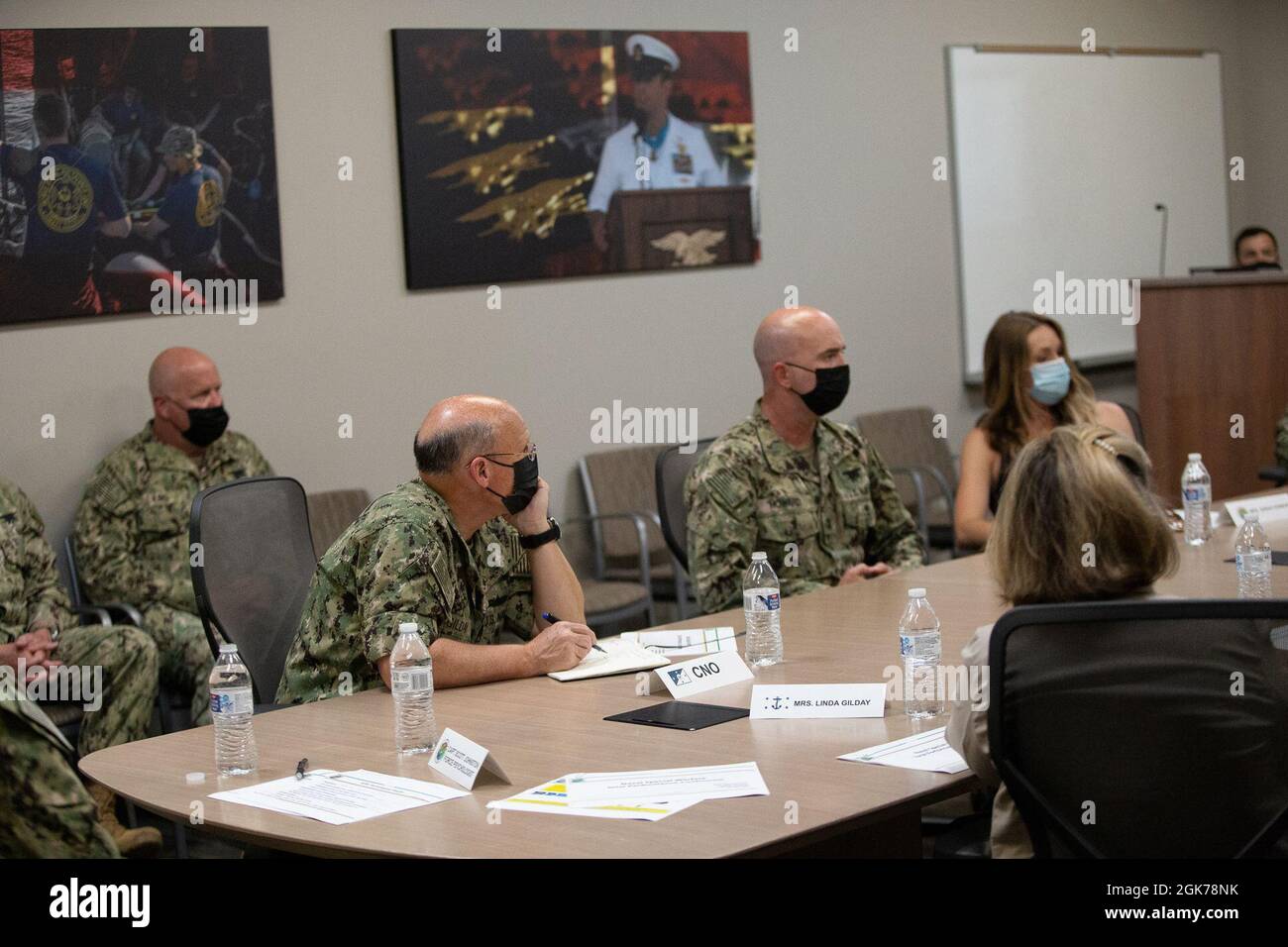 Naval special warfare nsw command hi-res stock photography and images ...