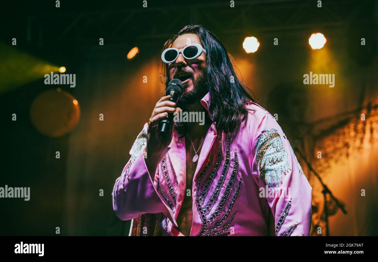 Elvana at the O2 Academy in Bournemouth, 11 Sept 2021. Photo: Charlie ...