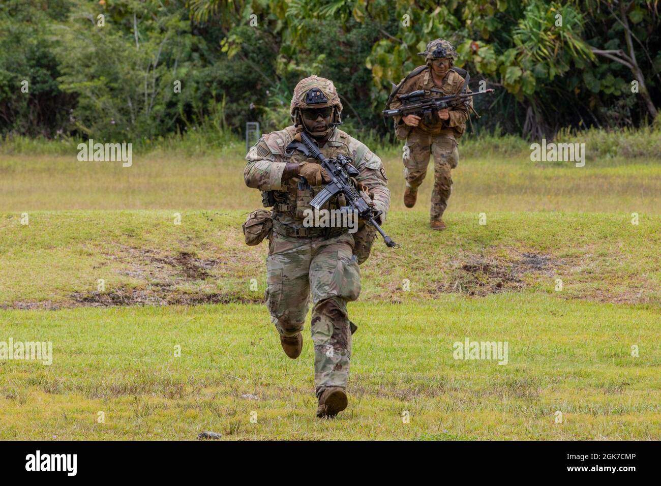 Soldiers assigned to 2nd Battalion, 35th Infantry Regiment, 3rd ...