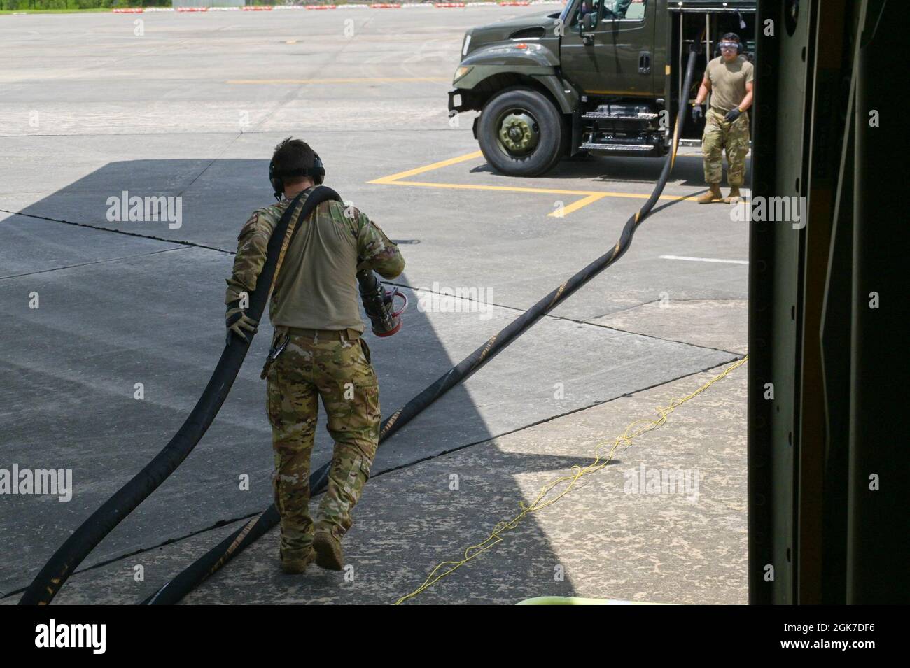 916th air refueling squadron hi-res stock photography and images - Alamy