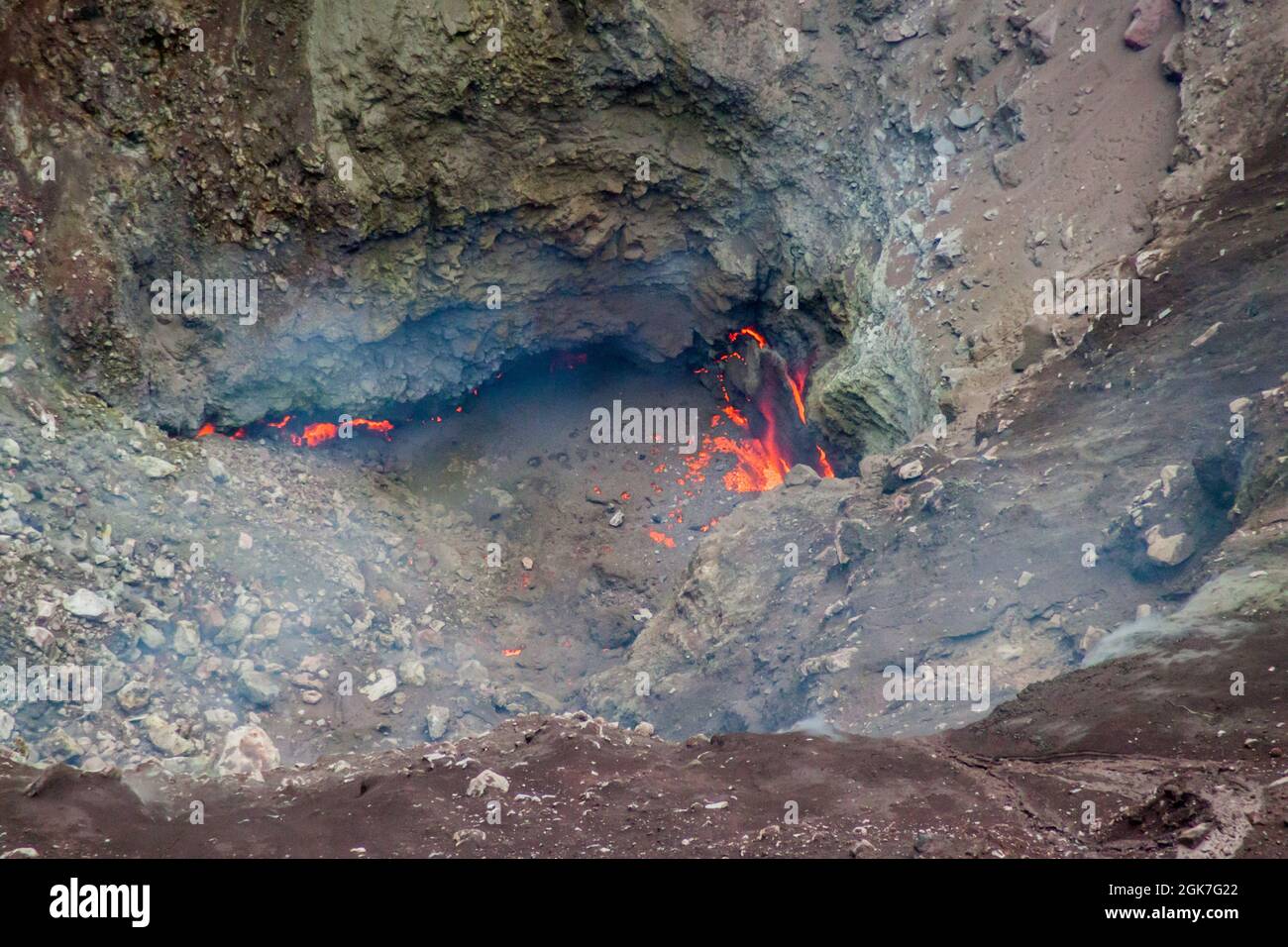 Molten sulfur hi-res stock photography and images - Alamy