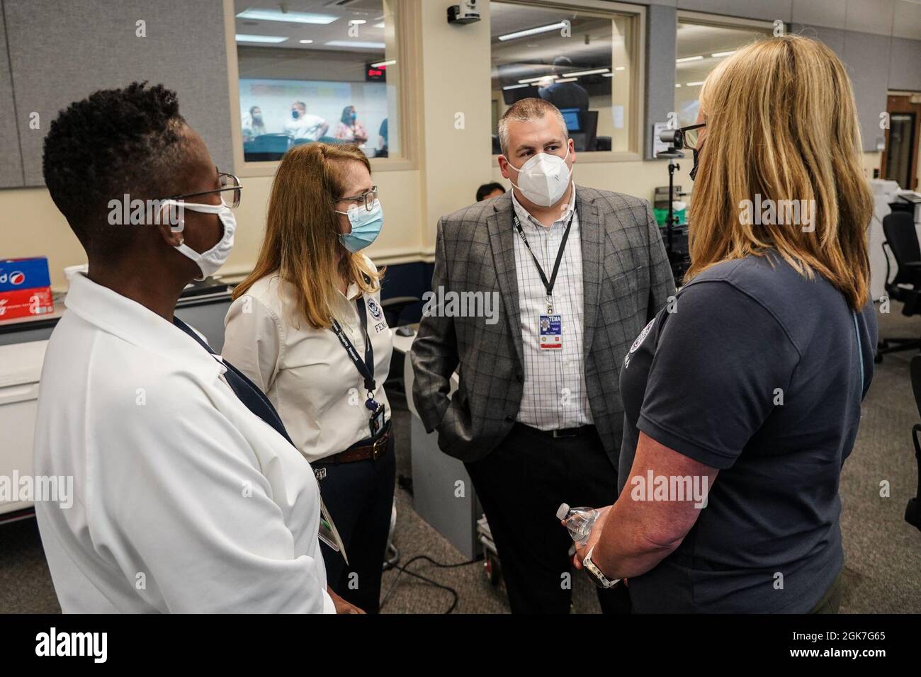 Emergency management agency chief hi-res stock photography and images ...