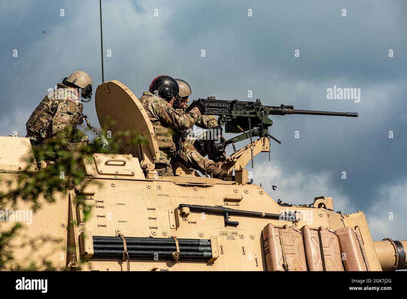 Soldiers with 1st Battalion, 5th Field Artillery Regiment, 1st Infantry ...