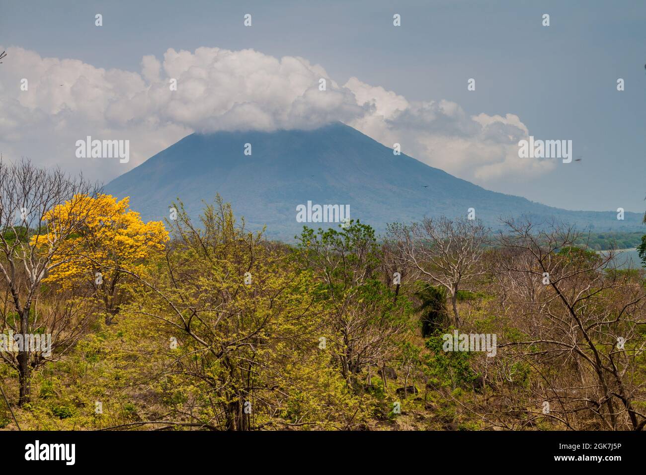 Concepcion volcano on Ometepe island, Nicaragua Stock Photo - Alamy