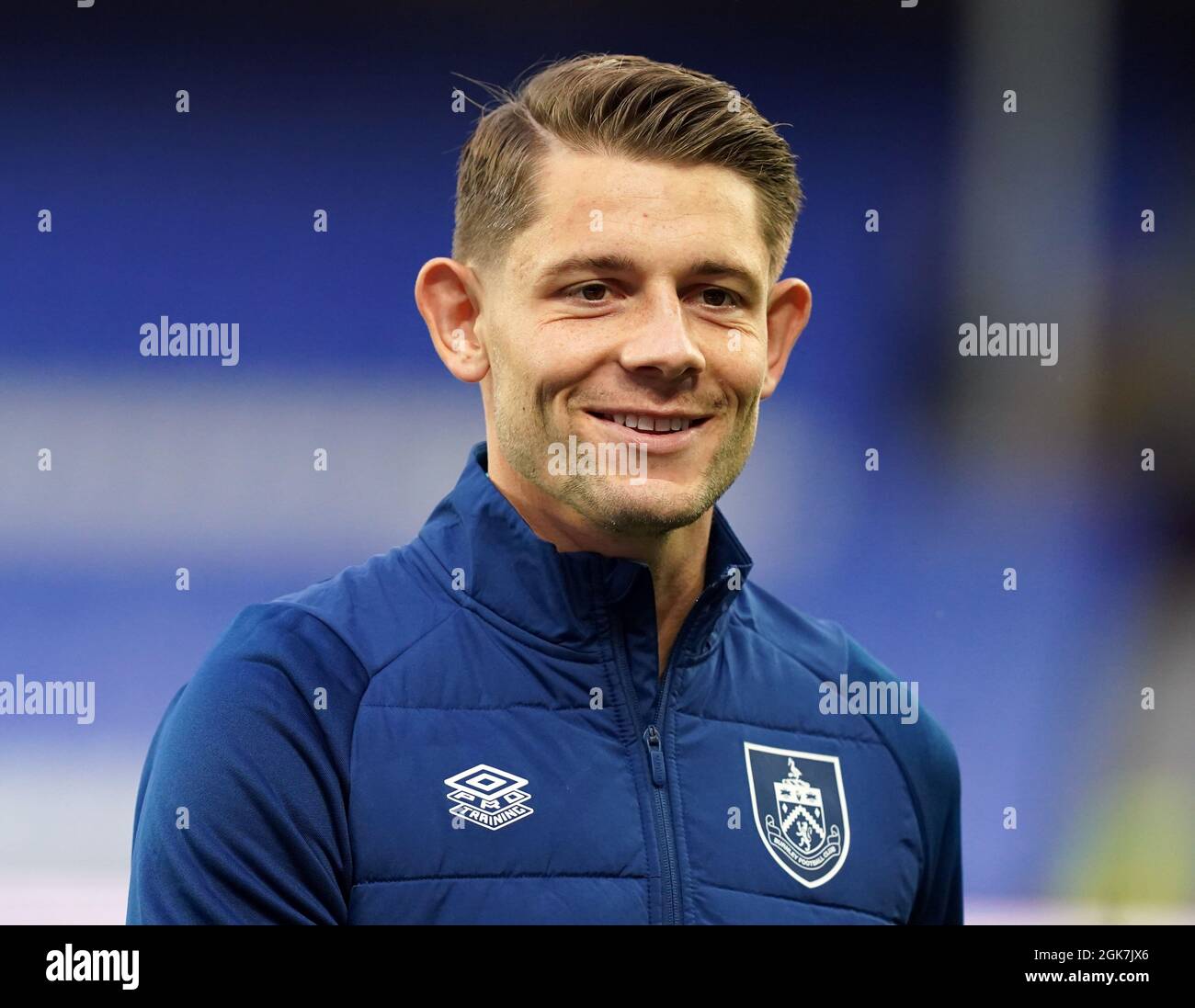 James tarkowski on pitch hi-res stock photography and images - Alamy