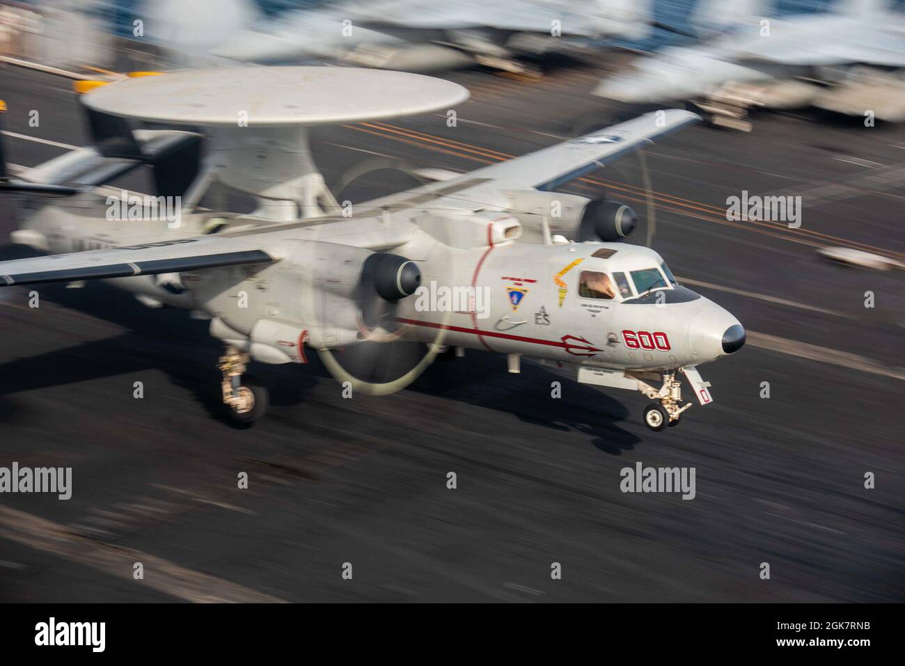 E 2d plane hi-res stock photography and images - Alamy