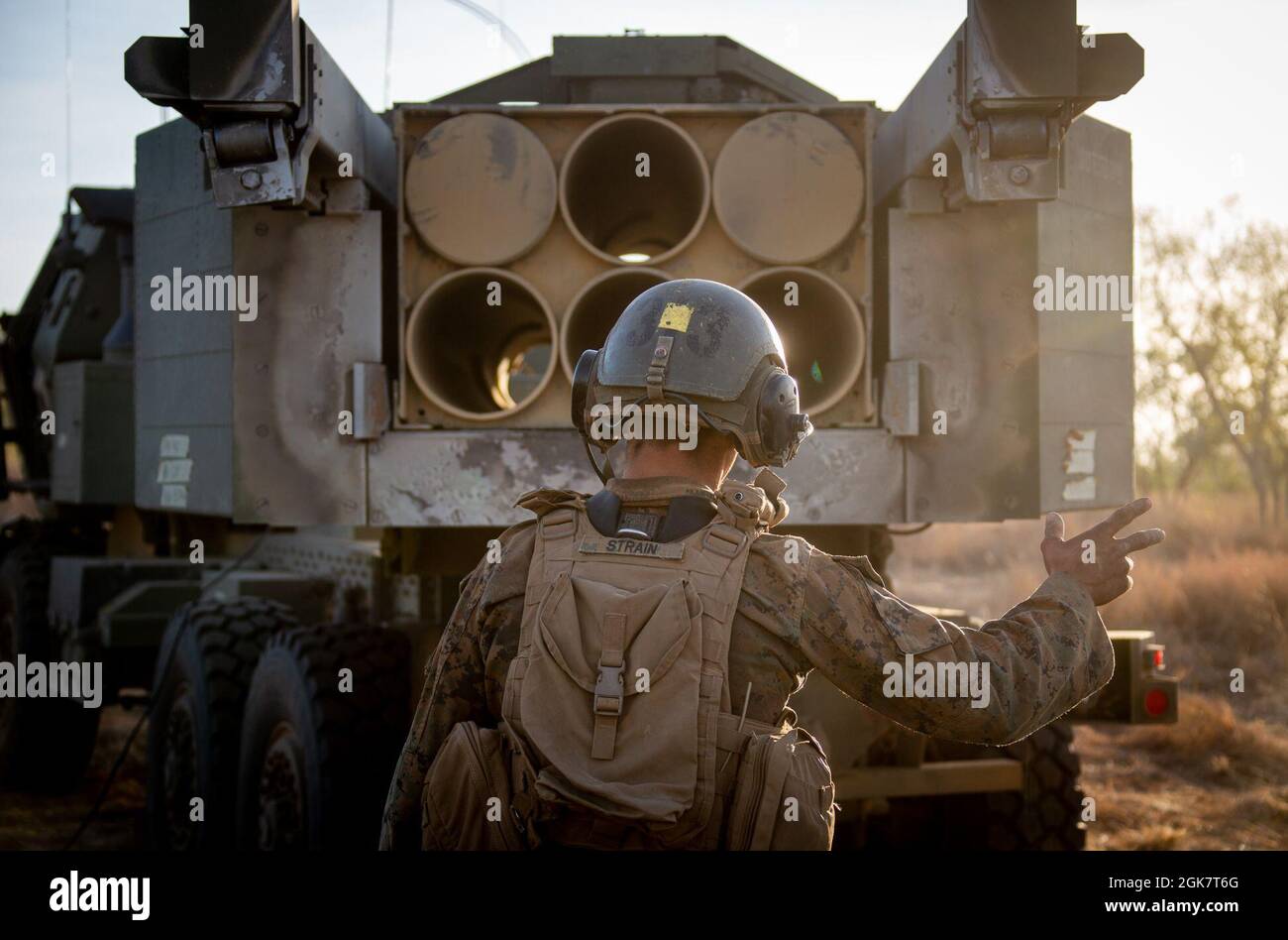 Fire a m142 high mobility artillery rocket system himars hi-res stock ...