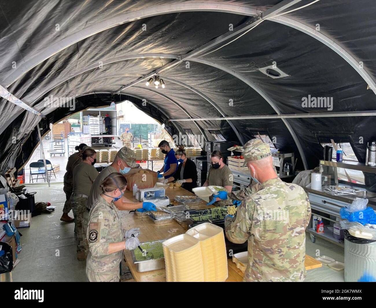 U.S. Army Master Sgt. Christopher Knoth (third from left) and Army ...