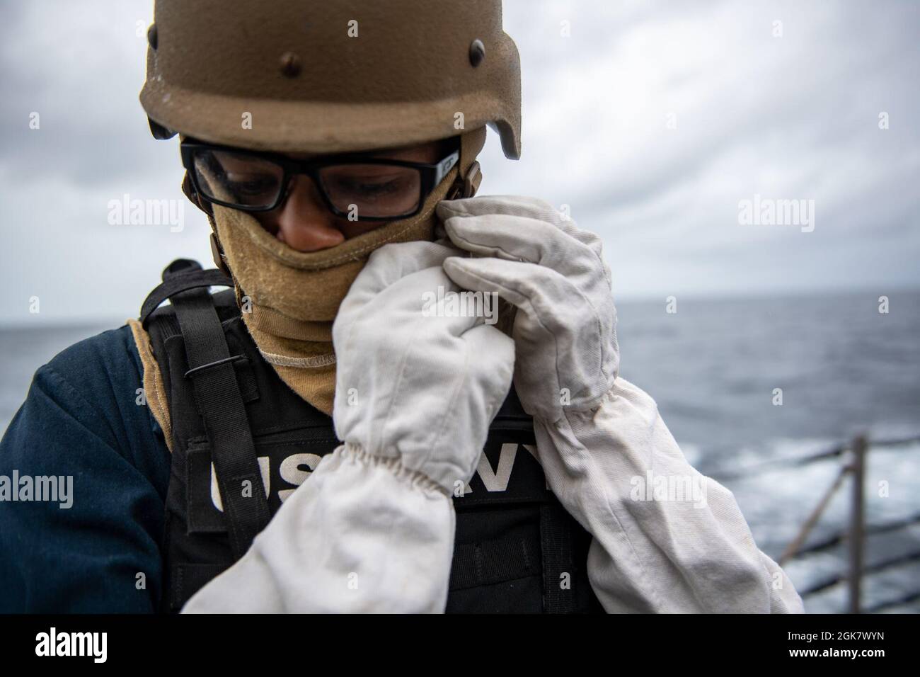 210830-N-MR124-1031 SOUTH CHINA SEA (Aug. 30, 2021) Gunner’s Mate 3rd ...