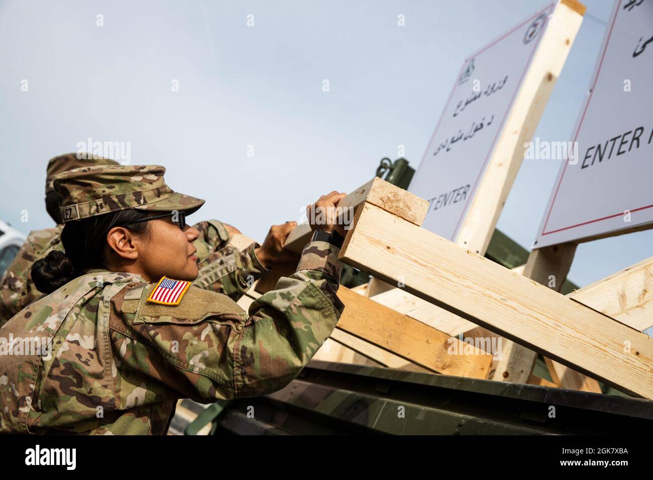 555th engineer brigade hi-res stock photography and images - Alamy