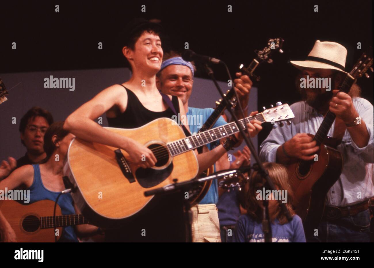 Michelle shocked hi-res stock photography and images - Alamy