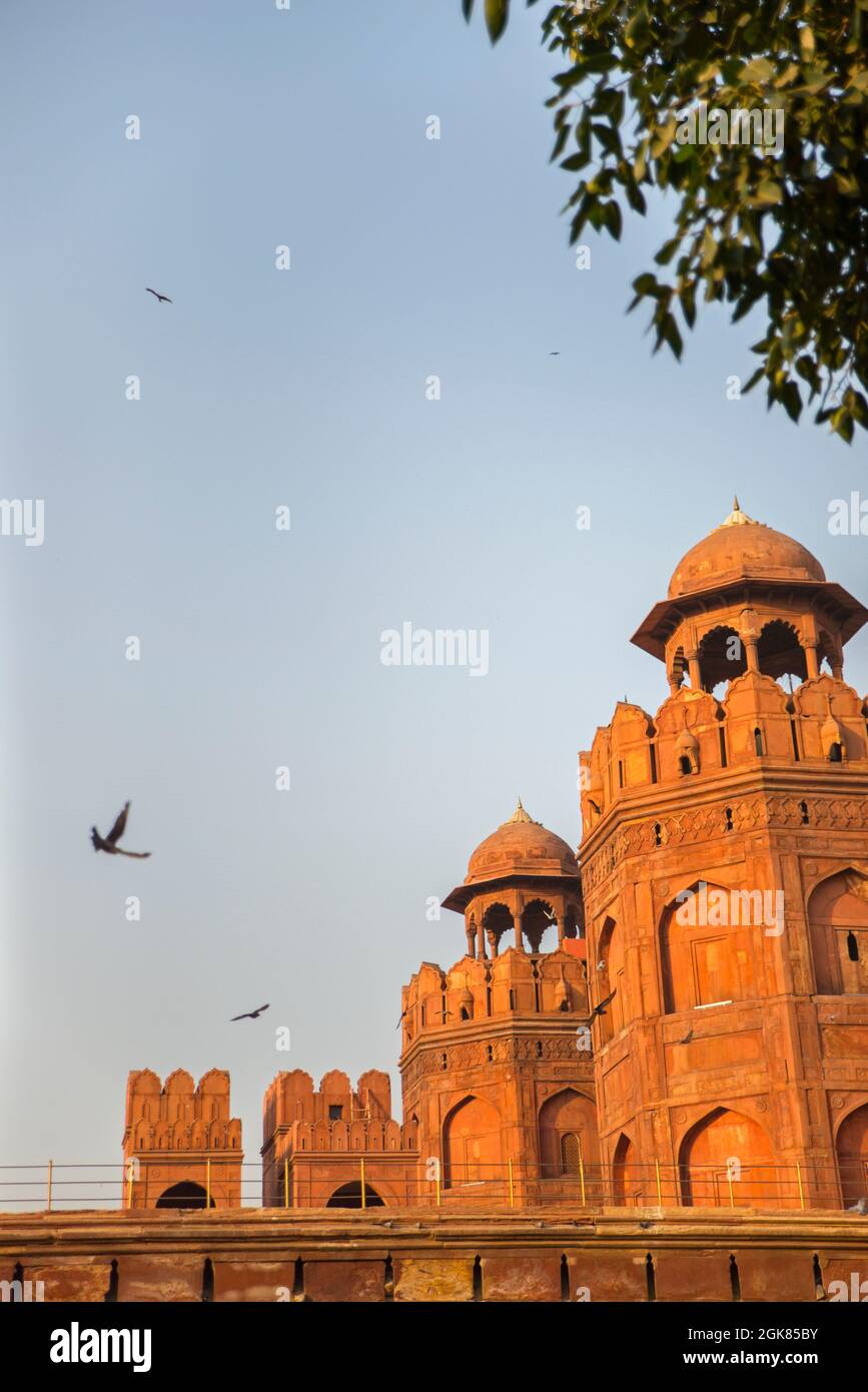 Exterior wall of the Red Fort, Old Delhi, India Stock Photo - Alamy