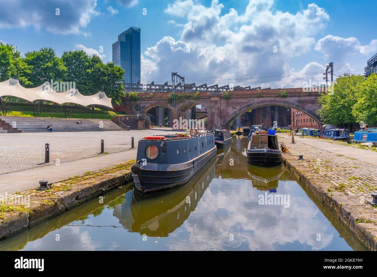 Castlefield basin manchester hi-res stock photography and images - Alamy