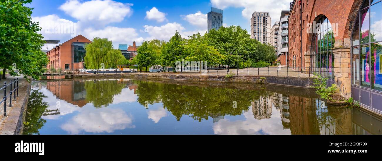Manchester castlefield canal hi-res stock photography and images - Alamy