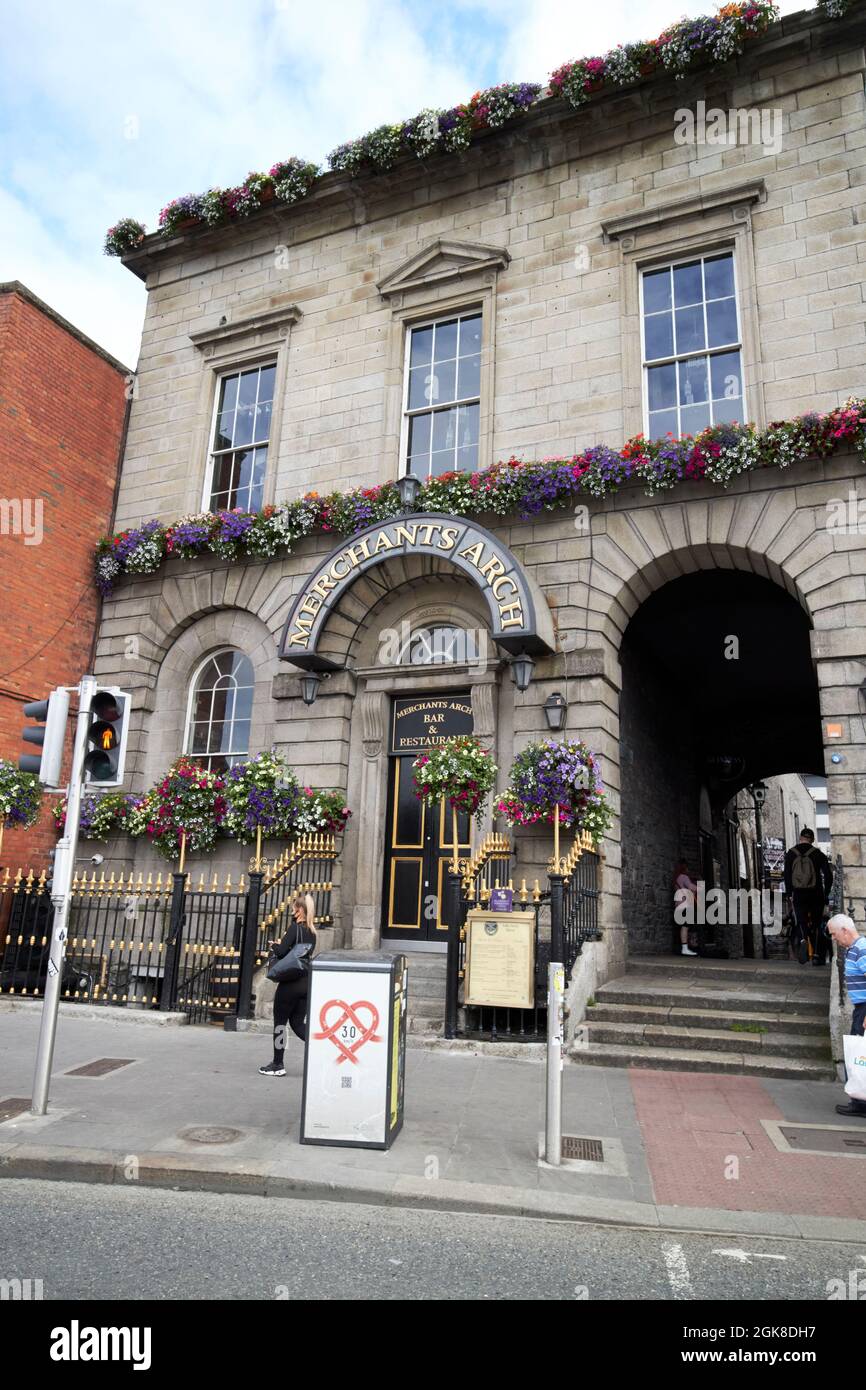 merchants arch pub and restaurant in former merchant guild hall ...
