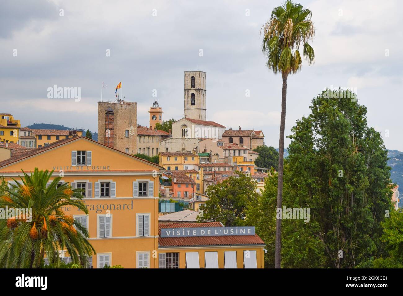 Grasse france fountain hi-res stock photography and images - Alamy